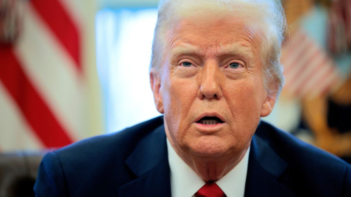 'SCARED of powerful women': Trump overlooked by the internet as ...