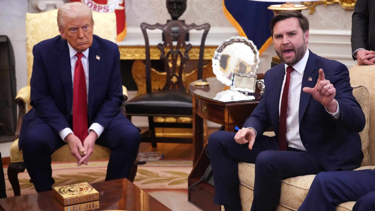 ‘Go ski in Russia’: Vermont residents drive JD Vance out of town after ...