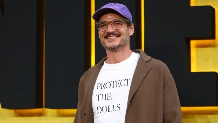 Pedro Pascal takes to the 'Thunderbolts' premiere wearing a perfect ...