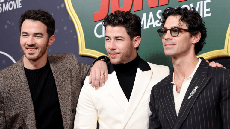 The Jonas Brothers' Scott Kelly saga keeps getting funnier | The Mary Sue